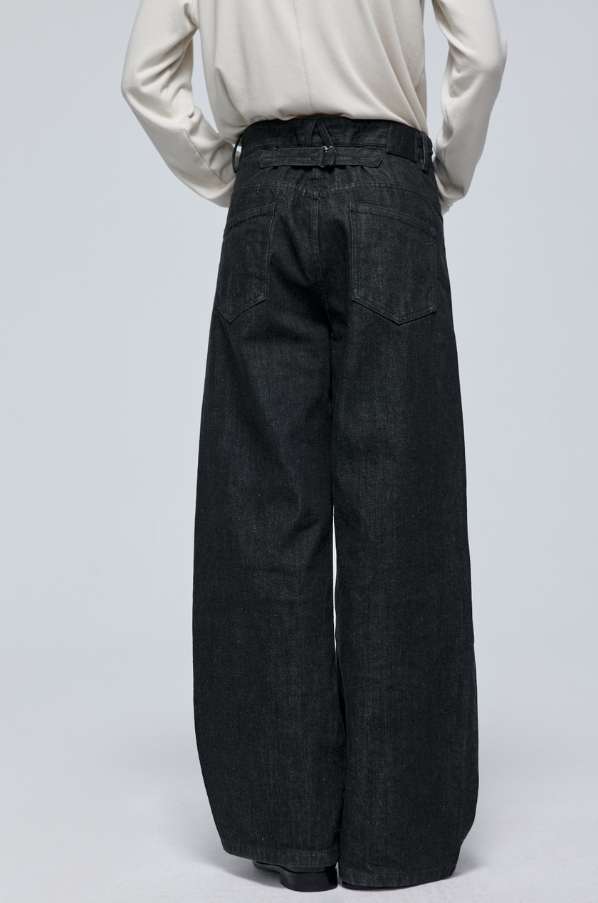 SIMPLE PROJECT RAW SELVEDGE JEANS – Remold Lab